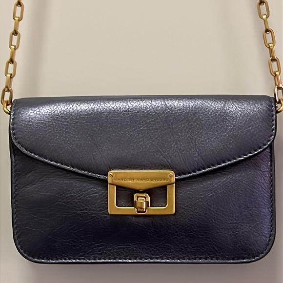 Marc By Marc Jacobs | Bags | Marc By Marc Jacobs Elegant Grey Metallic ...